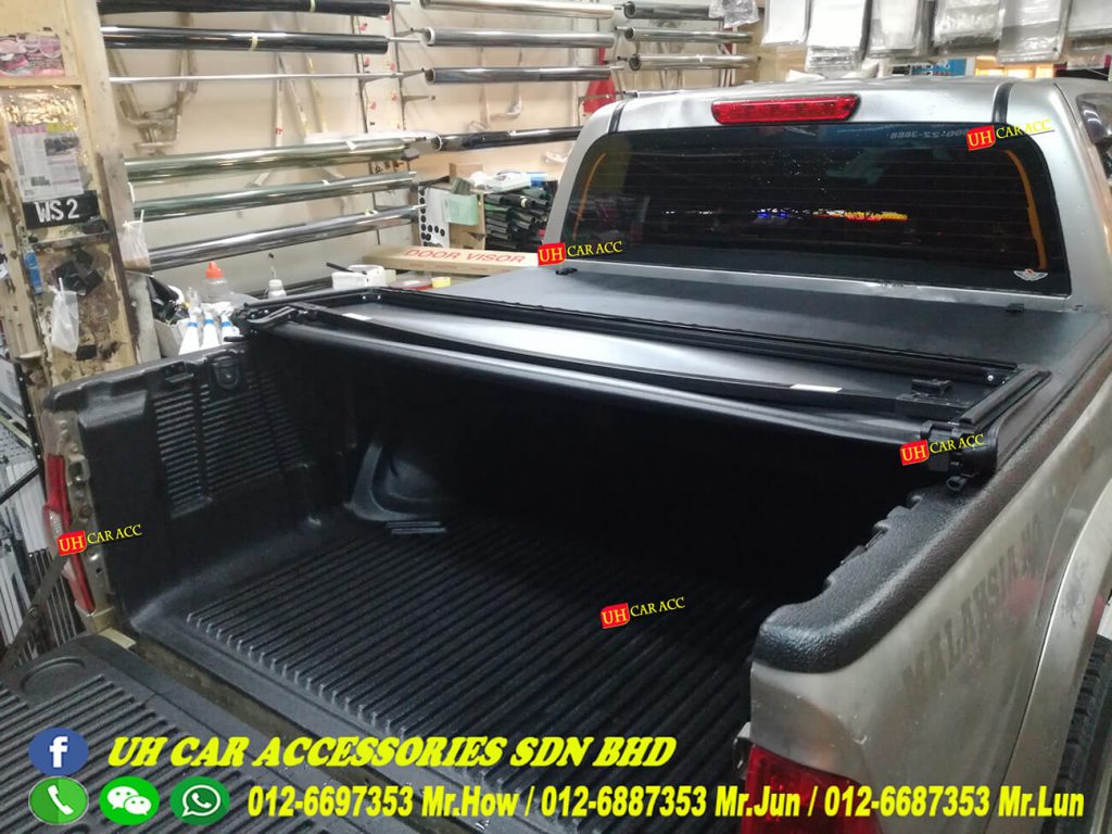Isuzu D-Max Tri Fold Deck Cover Softlid – UH Car